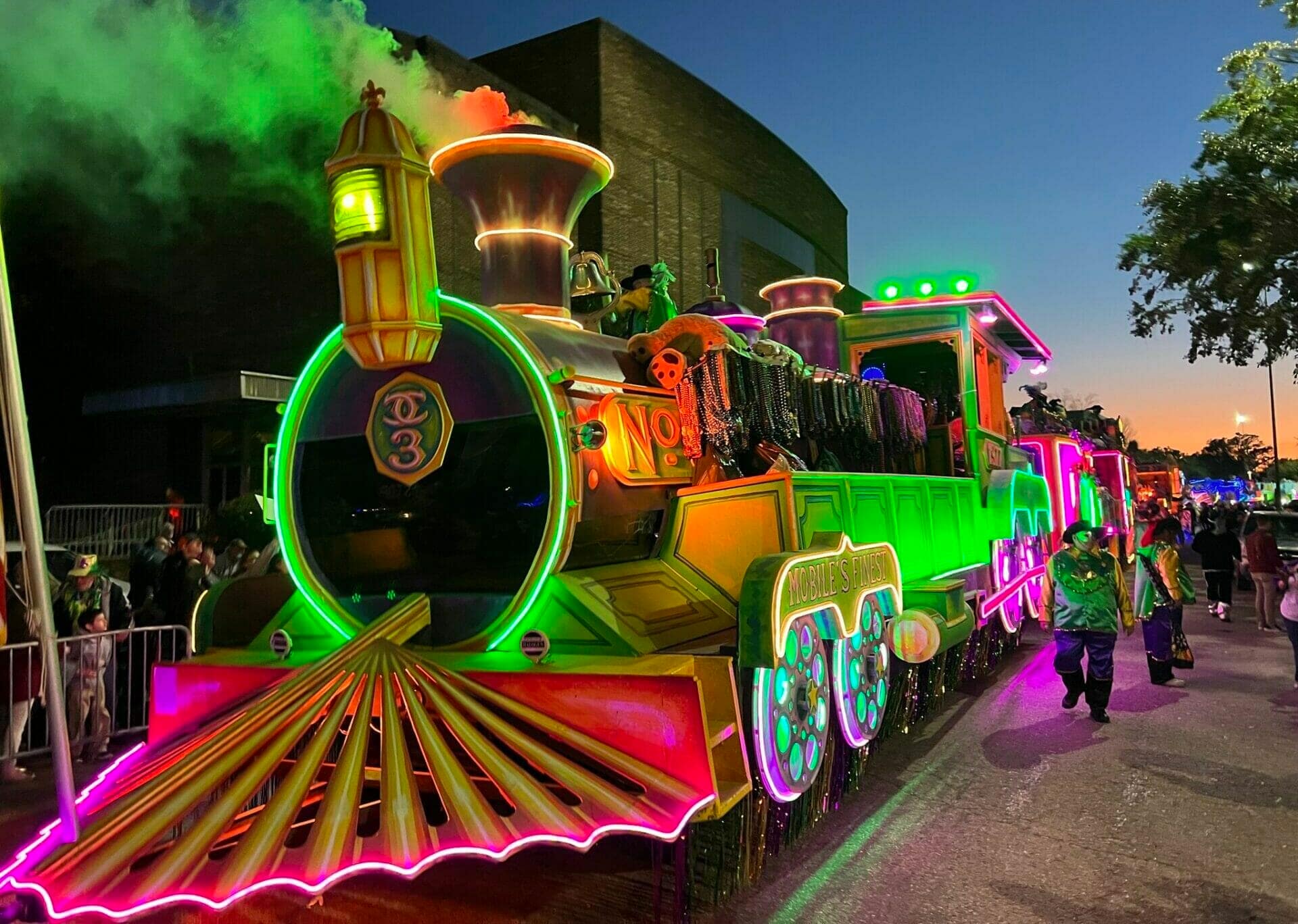 Condé Cavaliers' Mobile Mardi Gras Parade 2023 – Go Gulf States